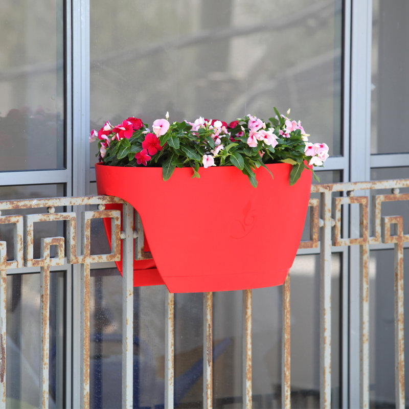 Rail Planters Plastic at Brenda Edmonds blog